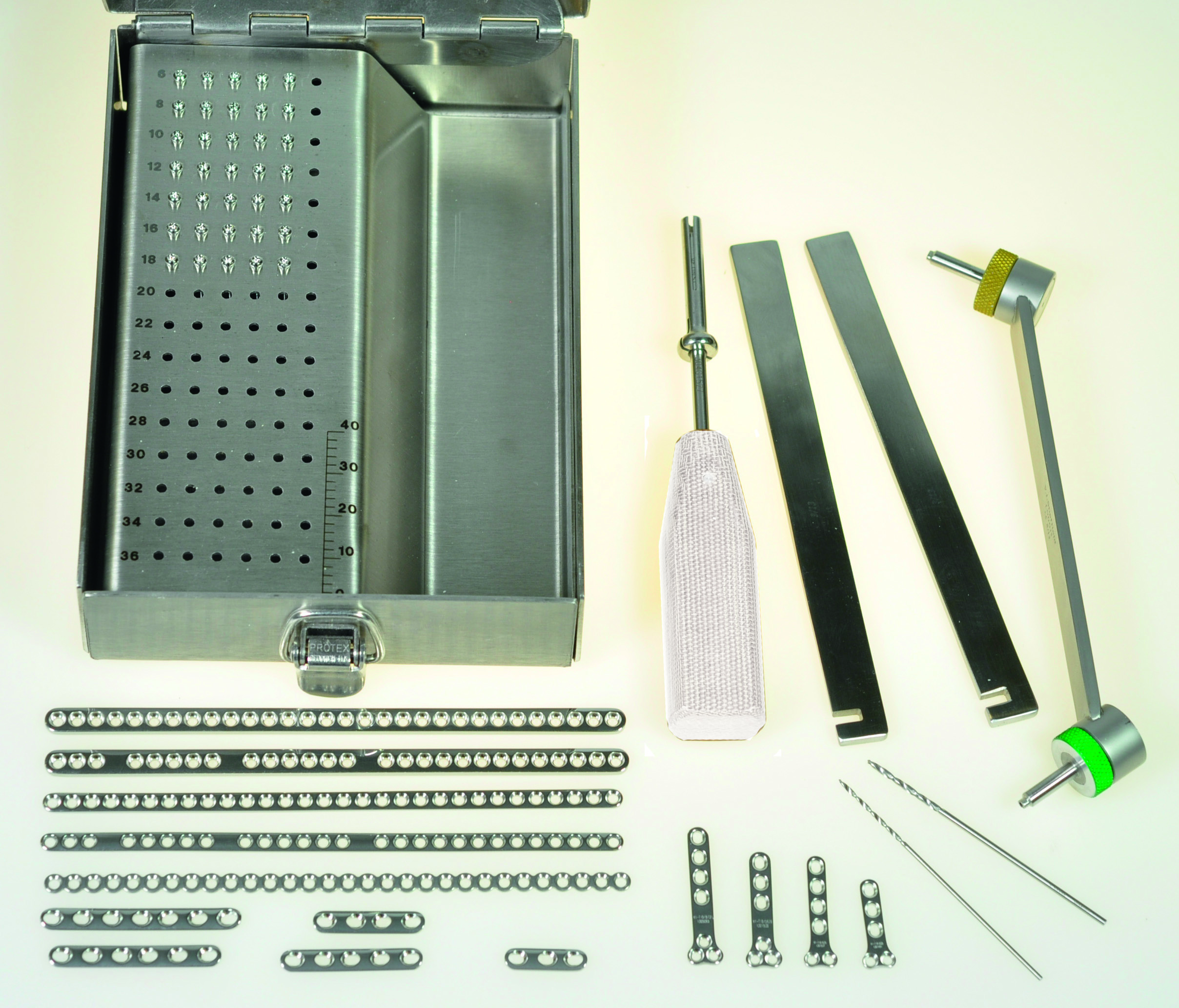 1.5 mm Cortical Self Tapping Kit In Stainless Steel Box [CORTSTKIT1.5]